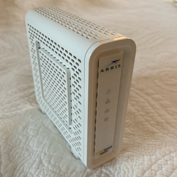 Arris | Networking | Arris Surfboard Sb820 Cable Modem | Poshmark